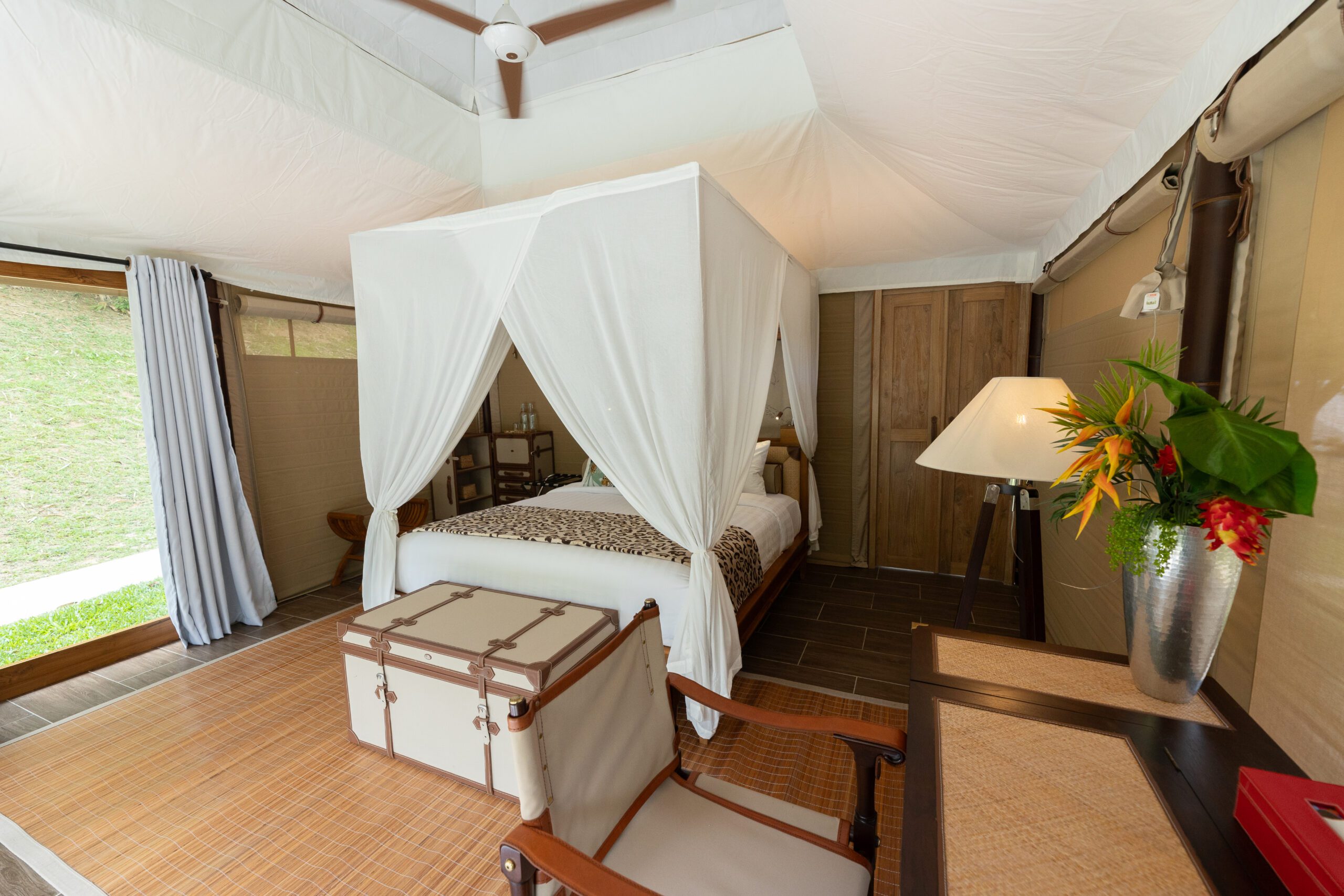 3-Heliconia Honeymoon Suite - Tiarasa Escapes